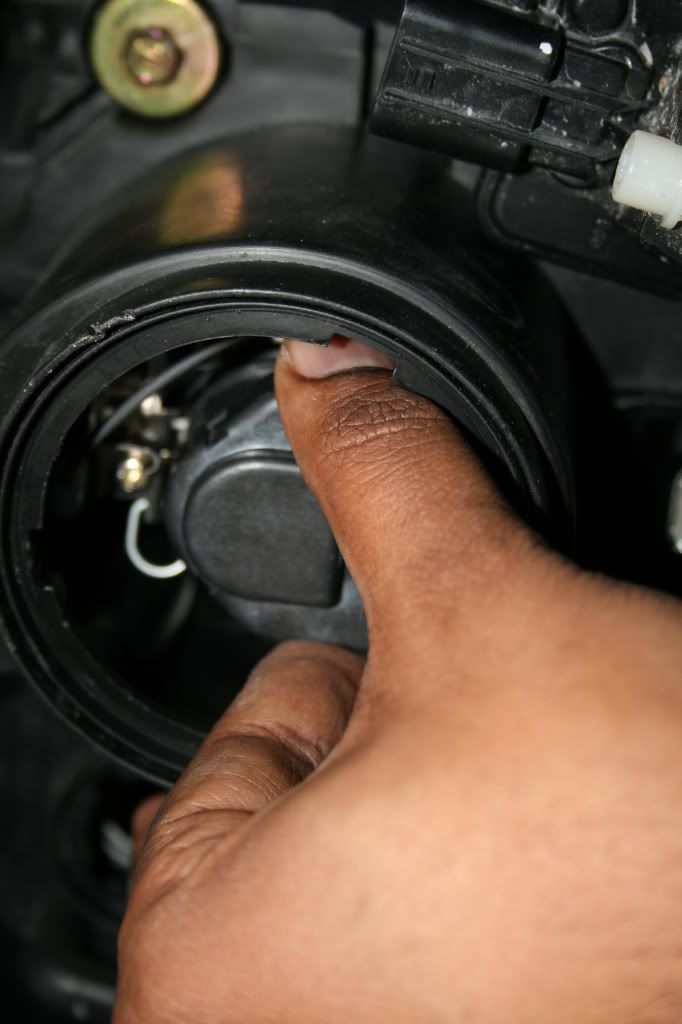 Walkthrough....How to replace stock OEM D2S Xenon HID bulbs | Mazda3 Forums